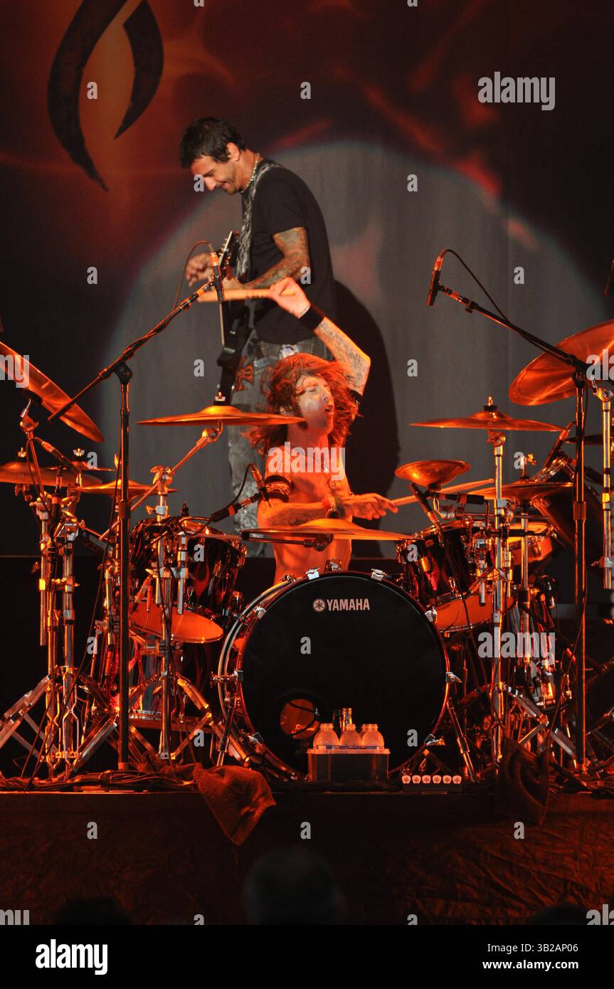 Aug 23, 2009 - Raleigh, North Carolina, USA - Singer SULLY ERNA and ...