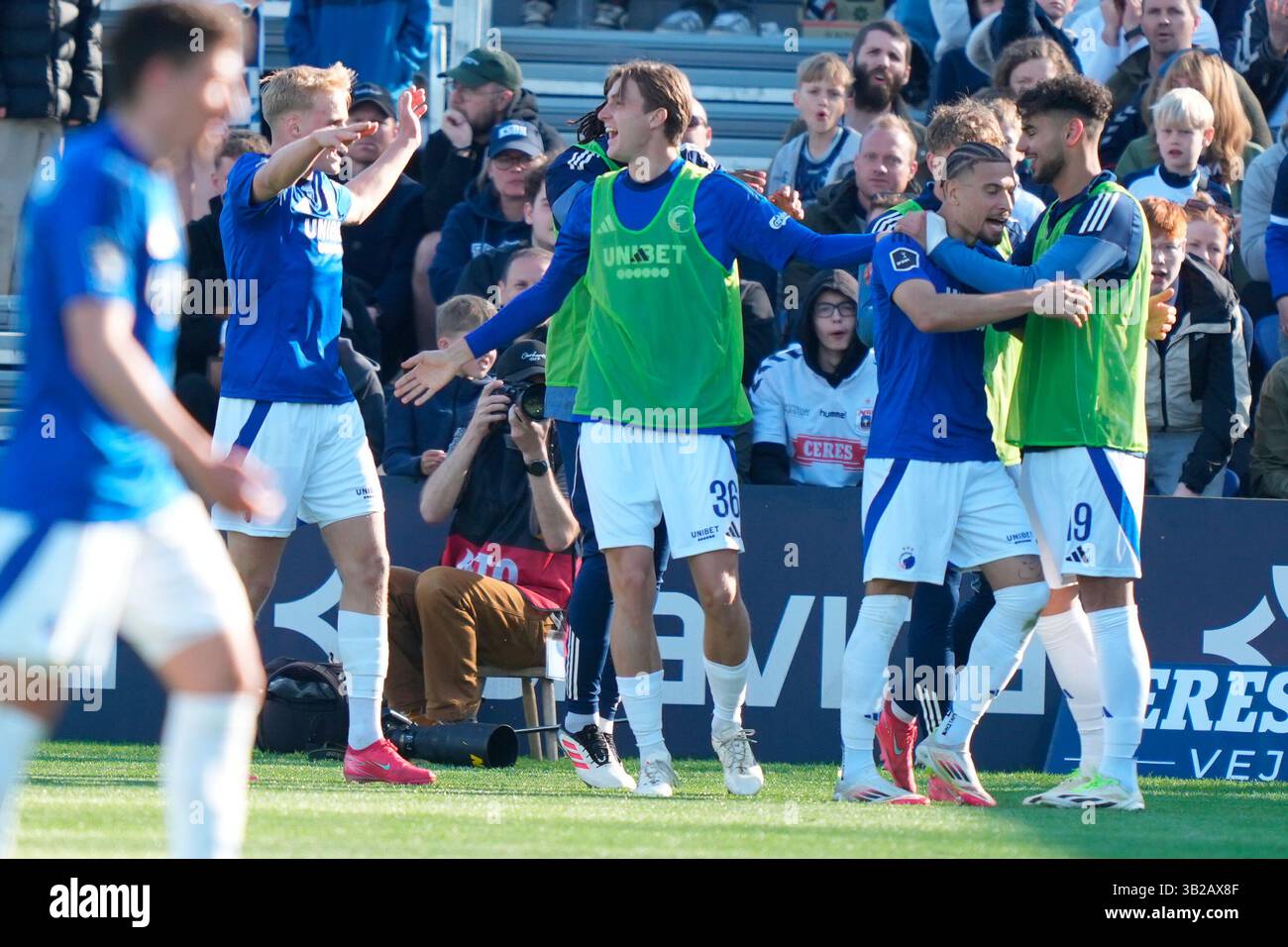 Aarhus, Denmark. 27th Apr, 2025. Superligakampen mellem AGF og FC ...