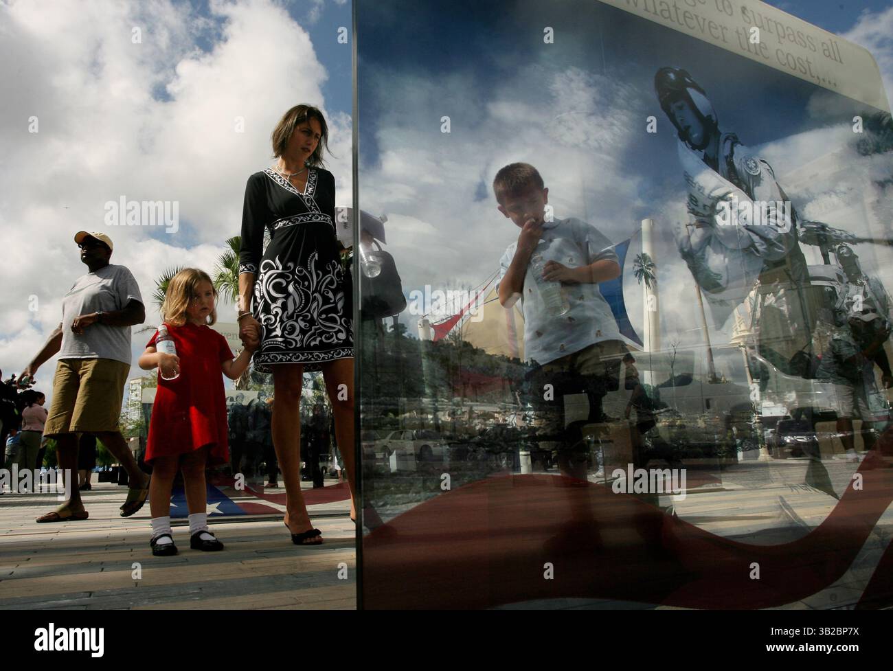 Raquel stroll hi-res stock photography and images - Alamy