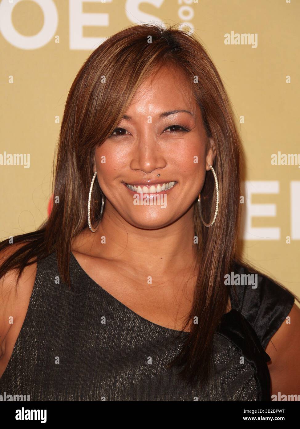 Nov 21, 2009 - Hollywood, California, USA - CARRIE ANN INABA arriving ...