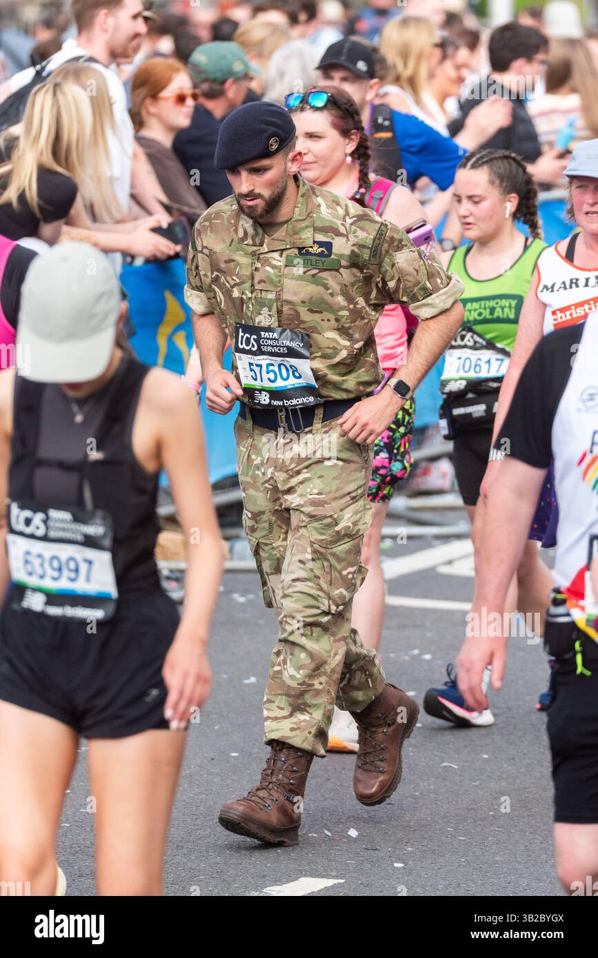 Tower Hill, London, UK. 27th Apr, 2025. Around 56,000 people are taking ...