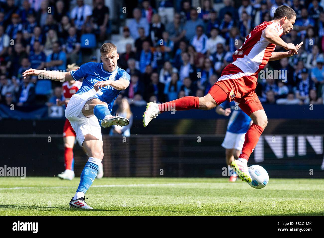 Jakov Medic (VfL Bochum, 13), Dani Khedira (1.FC Union Berlin, 8) 1. Fu?ball Bundesliga: VfL ...