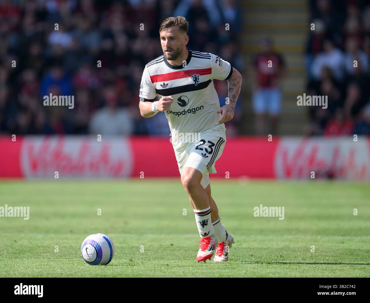 Bournemouth, UK. 27th Apr, 2025. Vitality Stadium Bournemouth, England ...