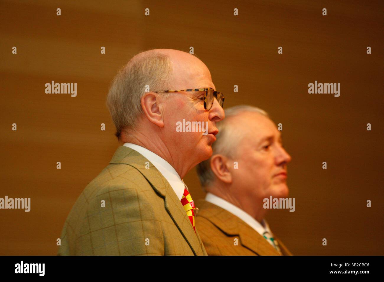 Michael gilbert writer hi-res stock photography and images - Alamy