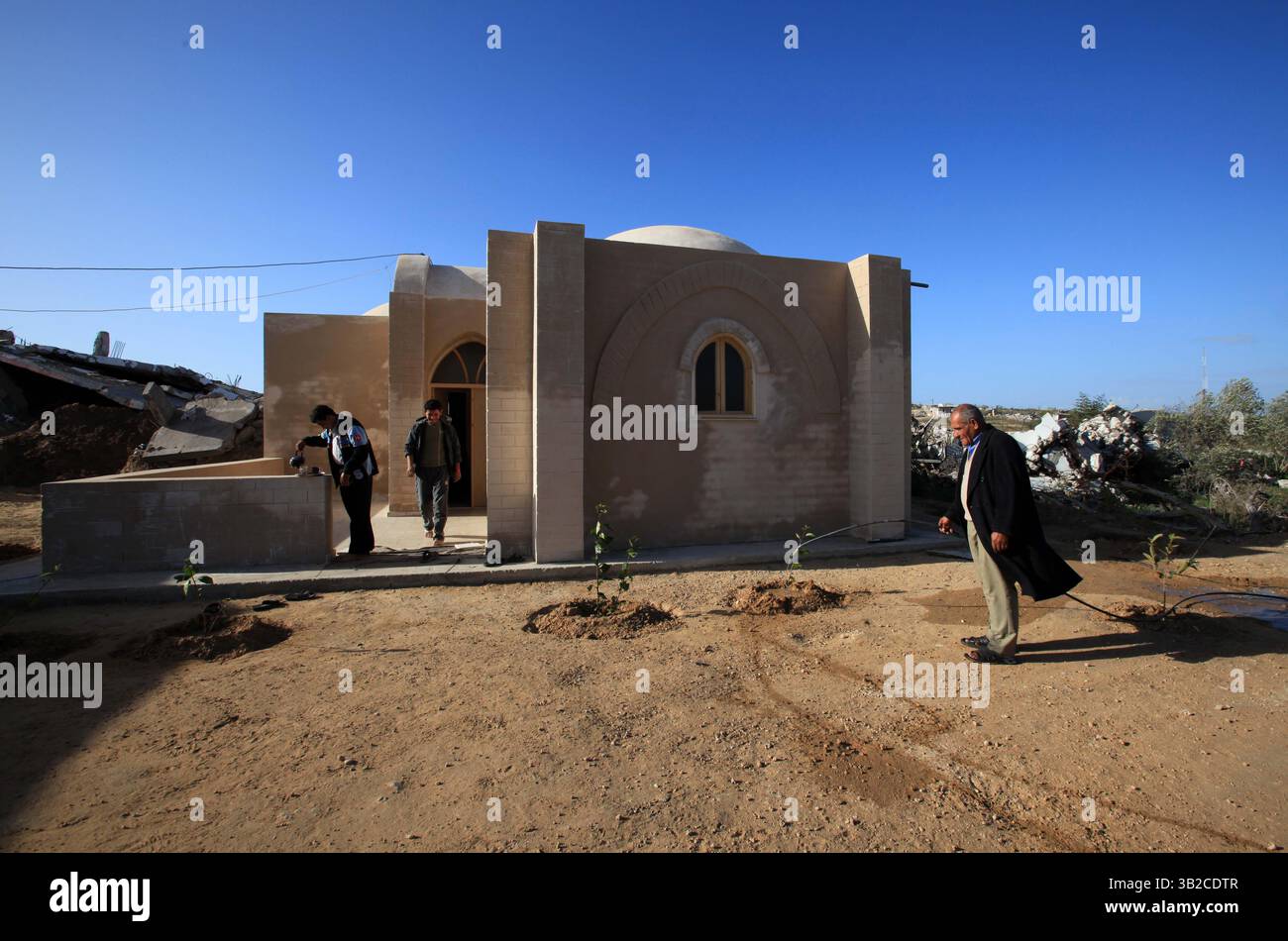 First mud brick house hi-res stock photography and images - Alamy