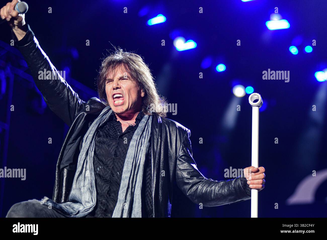 Heavy metal hi-res stock photography and images - Alamy