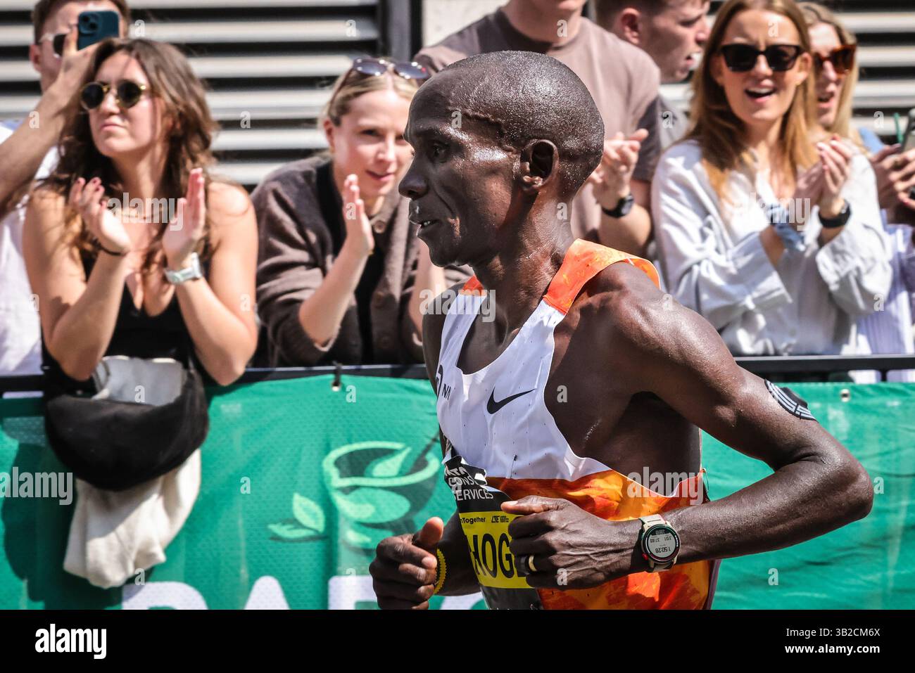London, UK. 27th Apr, 2025. Four-time London winner Eliud Kipchoge, who ...