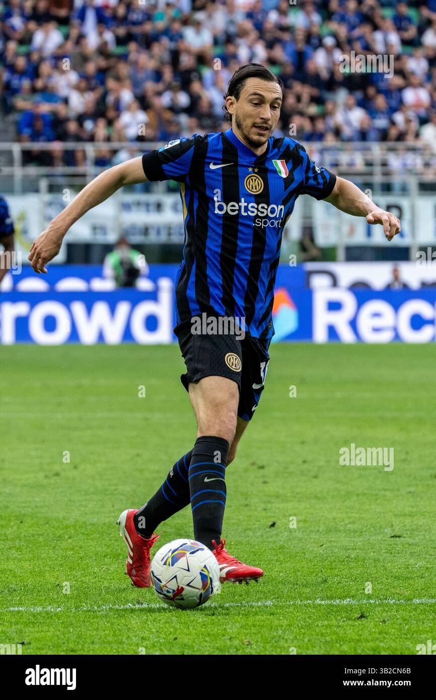 Milan, Italy. 27 April, 2025. Darmian Matteo FC Internazionale during ...