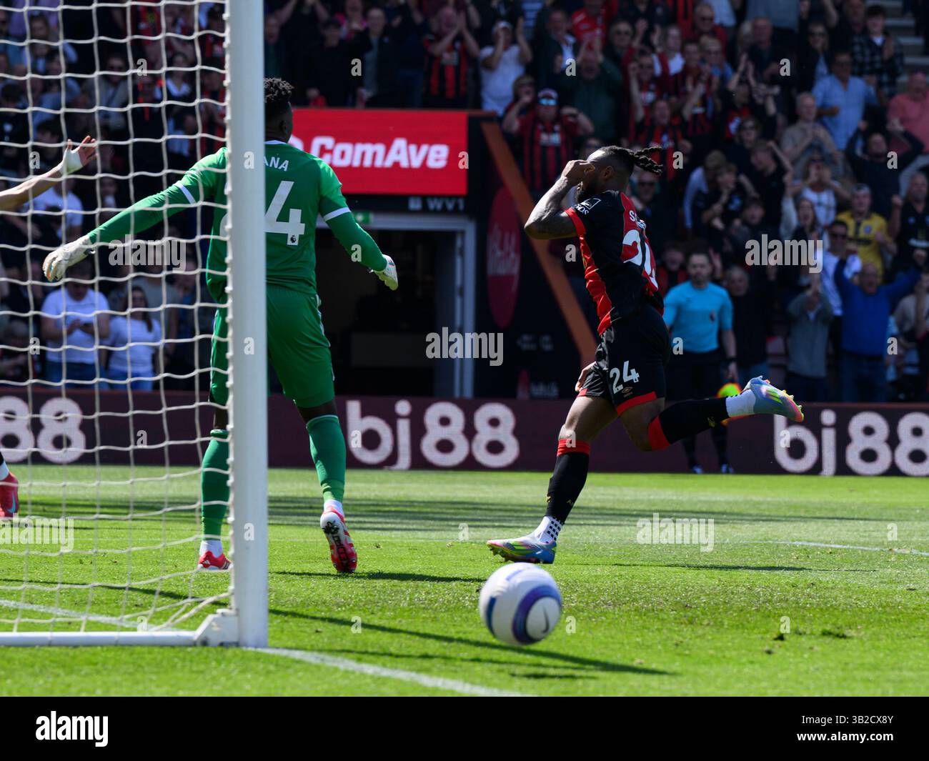 Bournemouth, UK. 27th Apr, 2025. Vitality Stadium Bournemouth, England ...