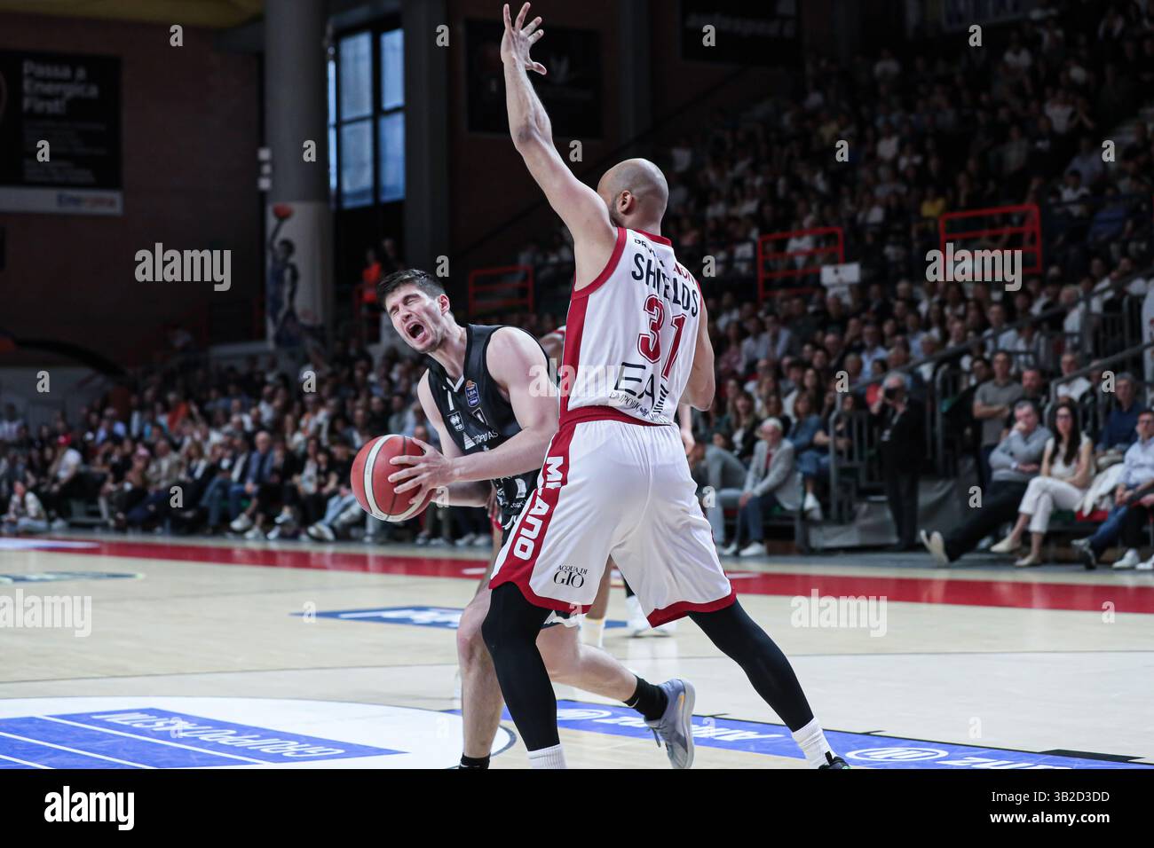 # 7 Leonardo Candi (Bertram Derthona Basket Tortona) during Bertram ...