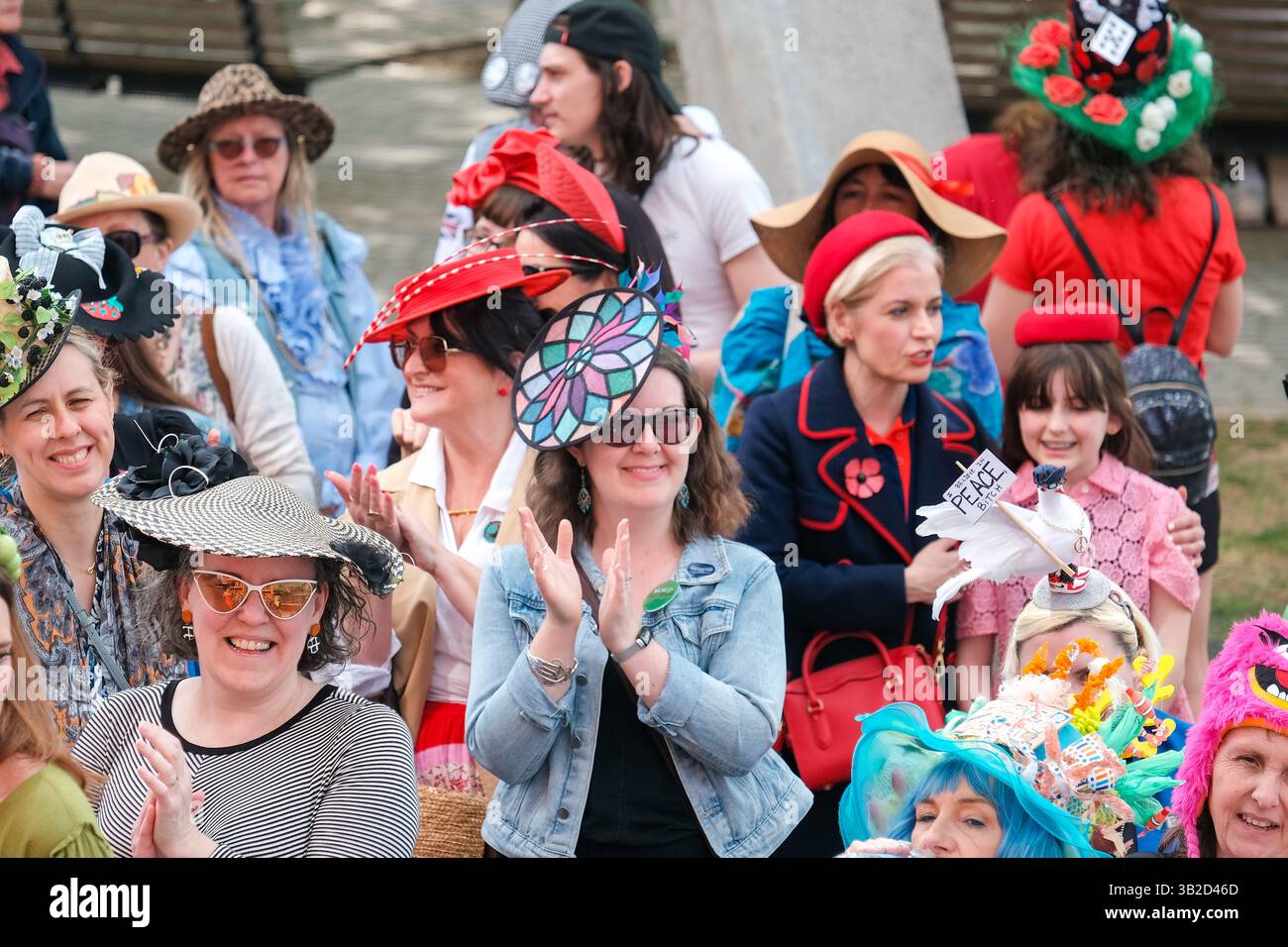 World hat walk 2025 hi-res stock photography and images - Alamy