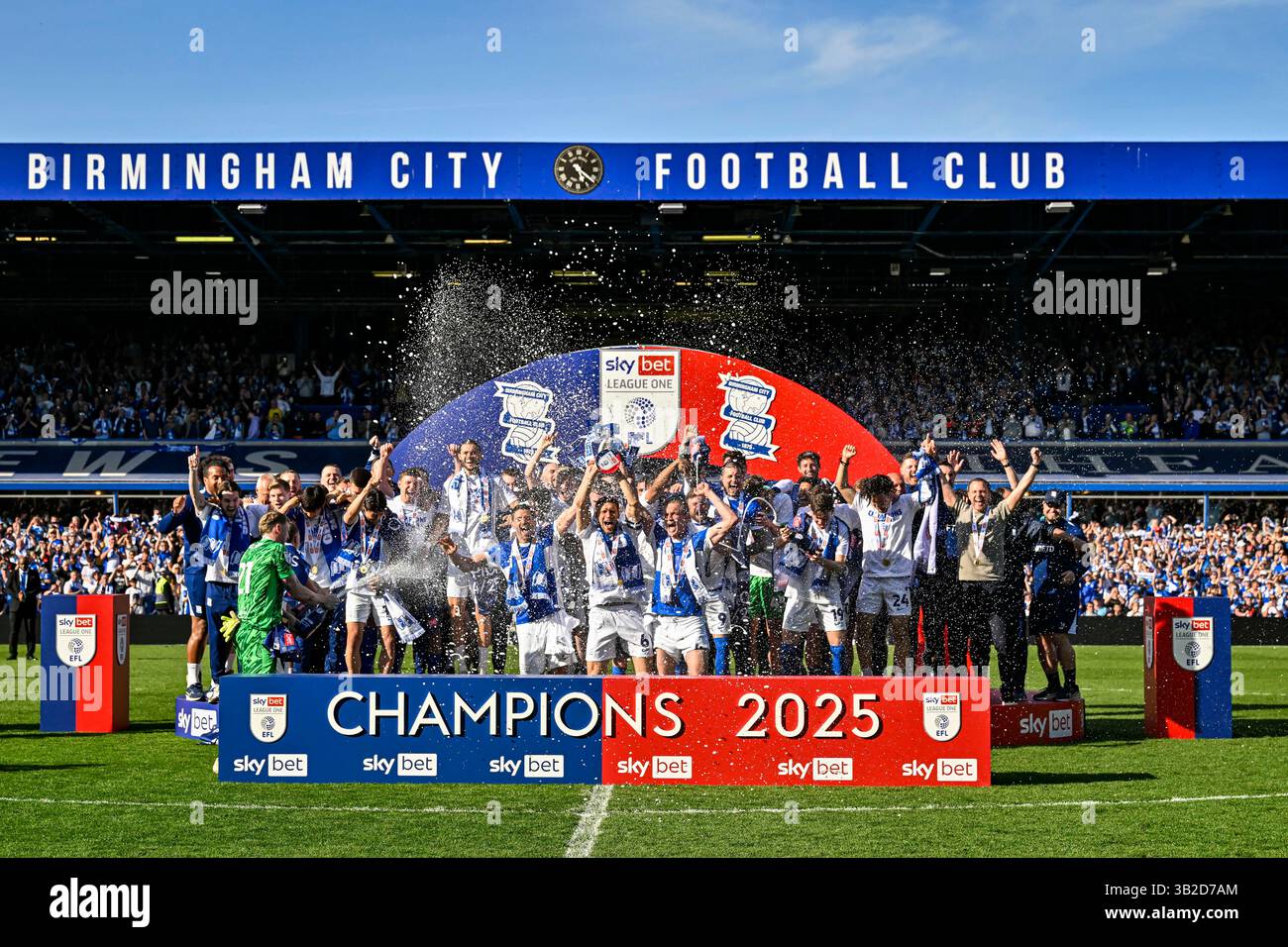 Birmingham, West Midlands, England. 27th April 2025; St Andrews, Birmingham, West Midlands ...