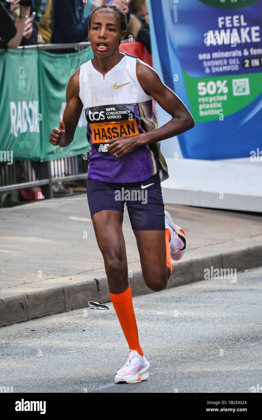 London, UK. 27th Apr, 2025. Olympic champion Sifan Hassan, Netherlands ...