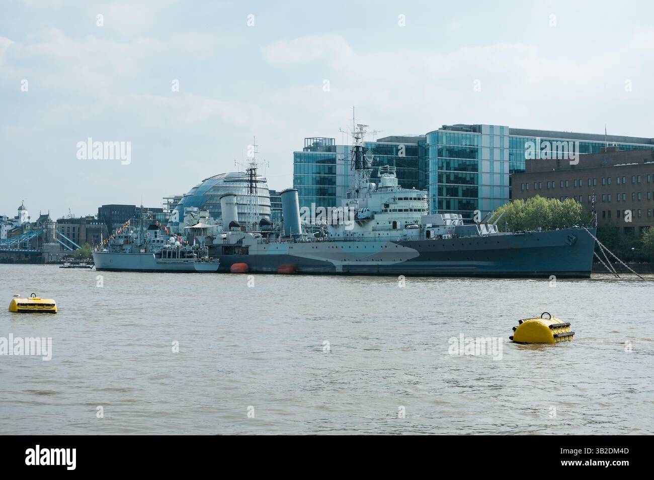 London, UK. 27th April, 2025. HMS Cattistock, a mine hunting vessel ...