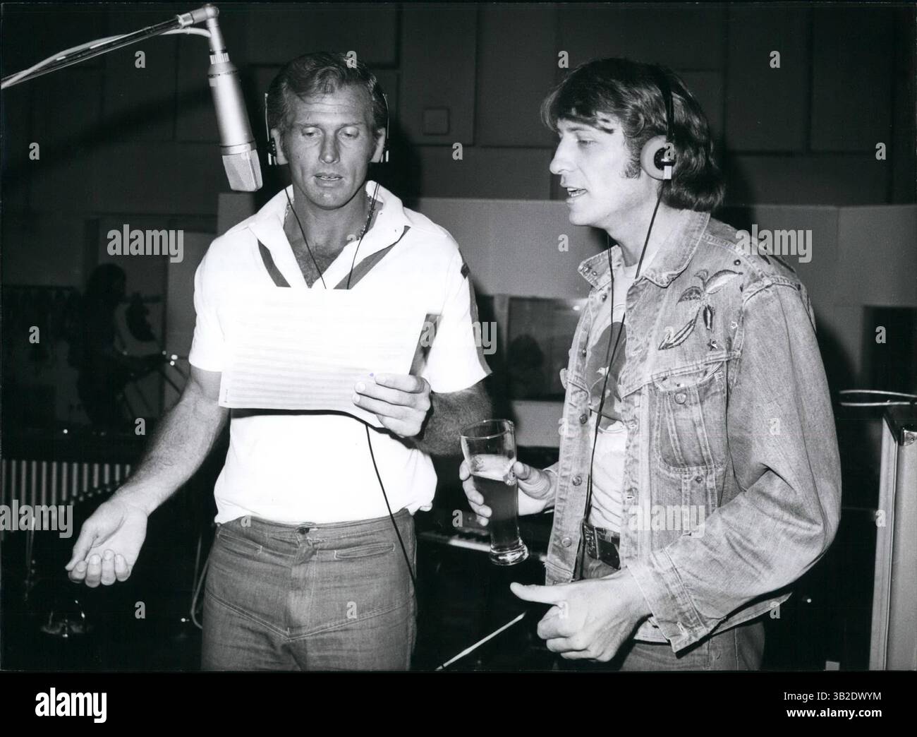 With ron ely hi-res stock photography and images - Alamy