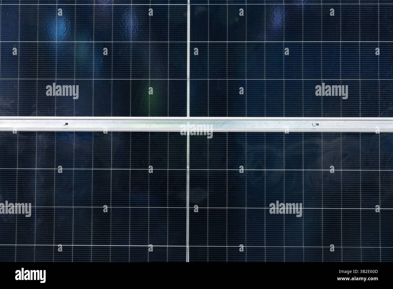 Monocrystalline photovoltaic solar cell hi-res stock photography and ...