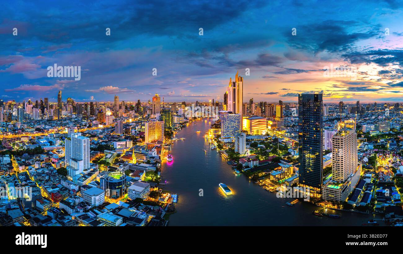 Time lapse bangkok city chao hi-res stock photography and images - Alamy