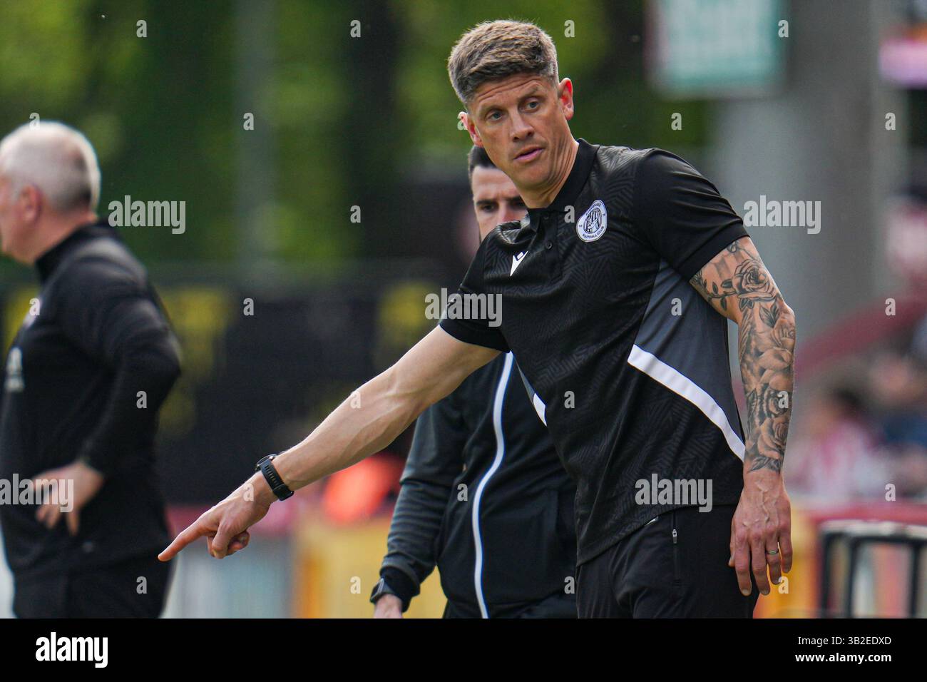 Alex Revell manager of Stevenage during the Sky Bet League 1 match ...