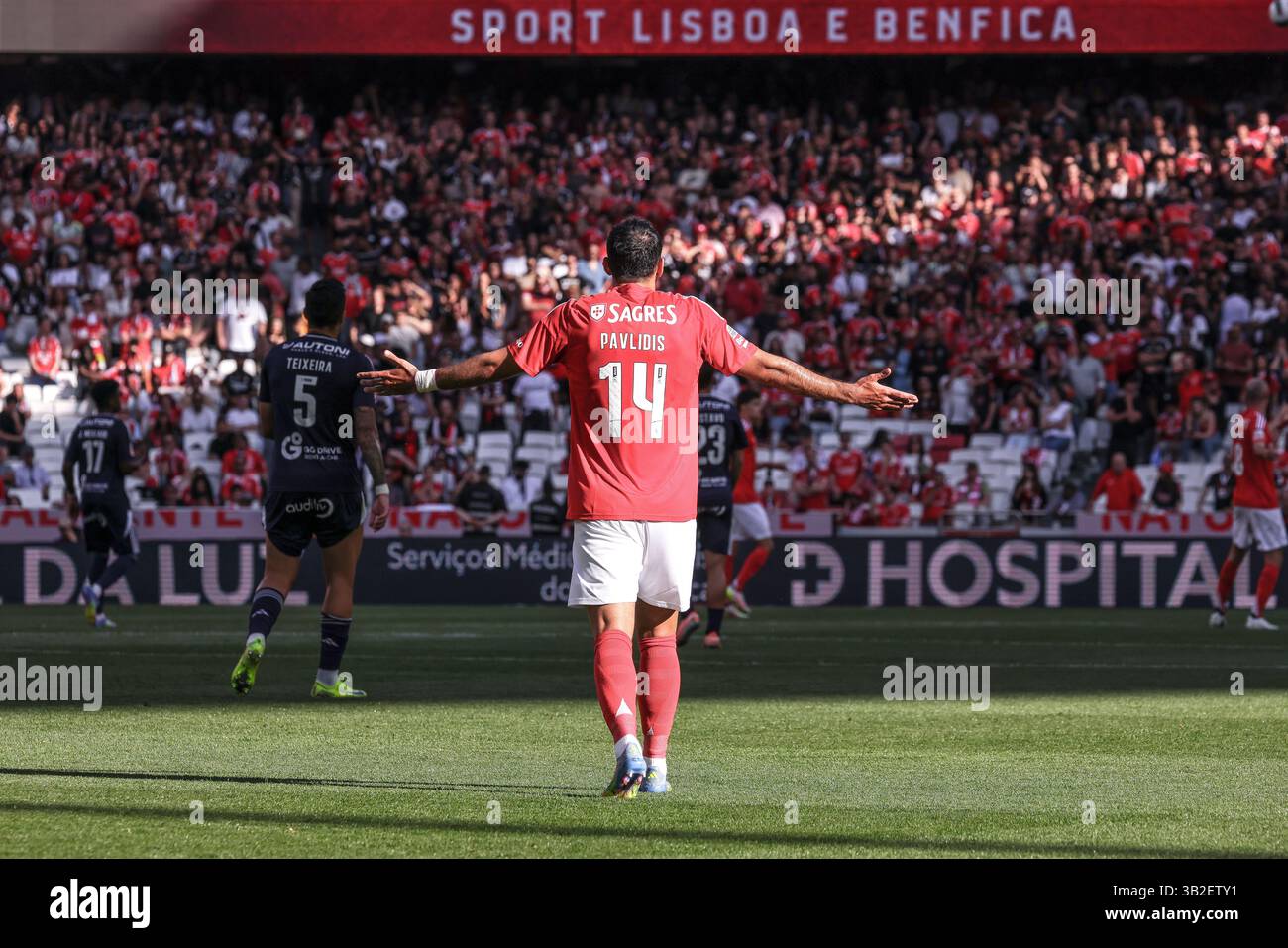 LISBON (PT), 27/04/2025 - Benfica faces AVS - Futebol SAD, BETCLIC ...