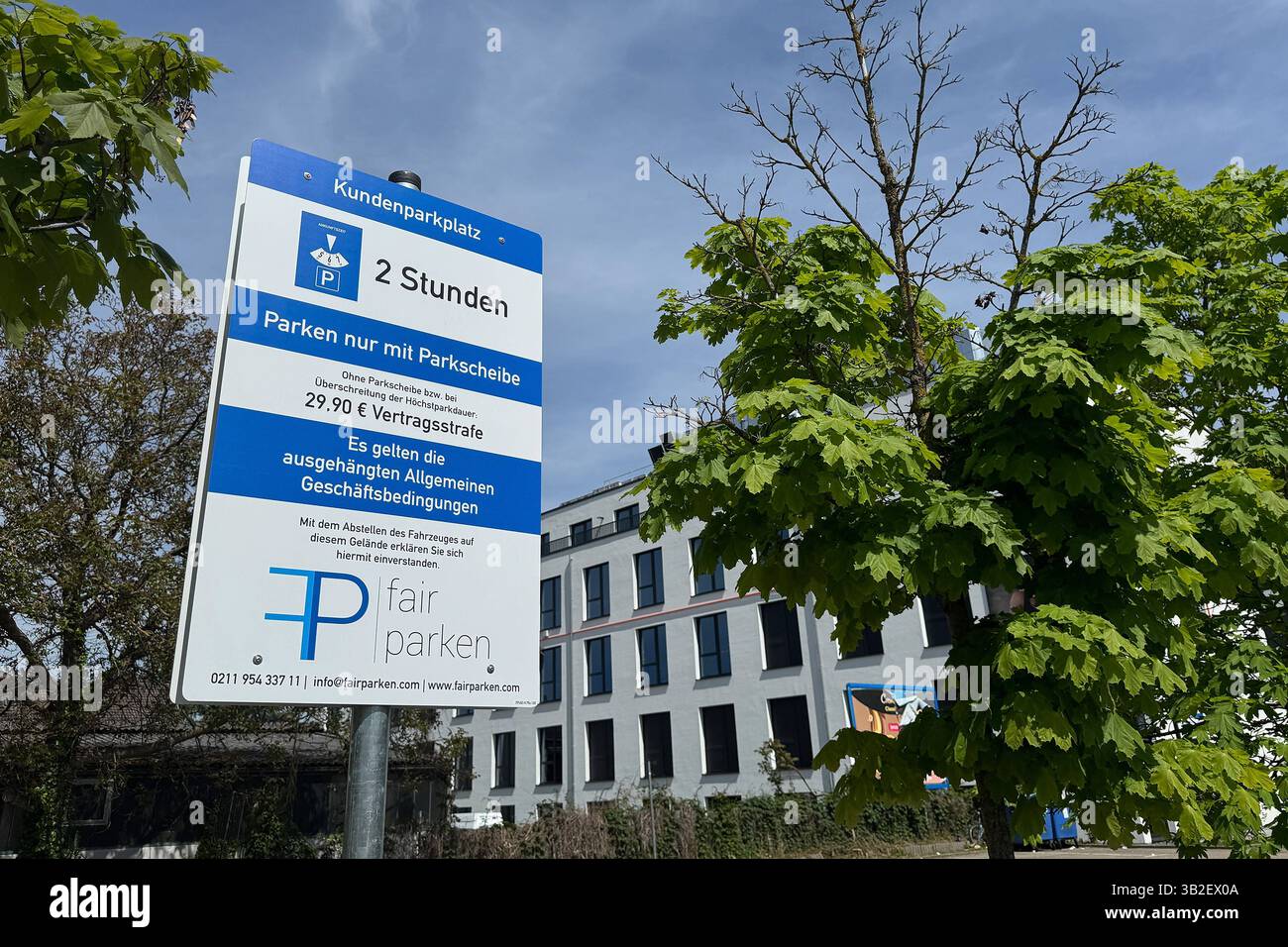 27.04.2025 xsvx, Wirtschaft Fair parken emwir , v.l. Logo, Schriftzug ...