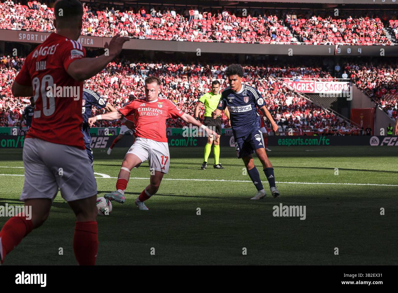 LISBON (PT), 27/04/2025 - Benfica faces AVS - Futebol SAD, BETCLIC ...