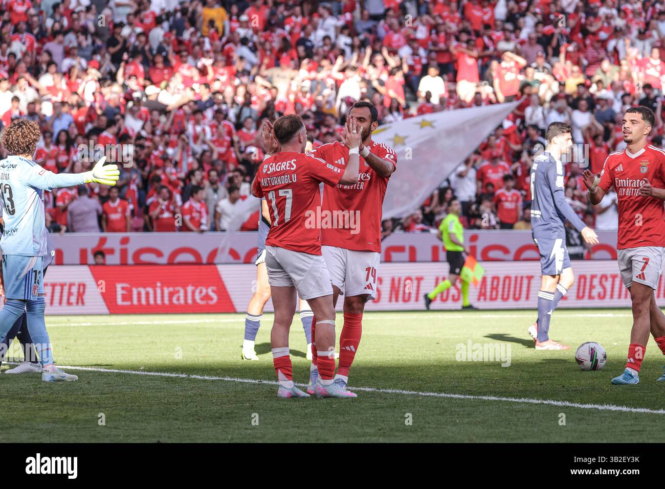 LISBON (PT), 27/04/2025 - Benfica faces AVS - Futebol SAD, BETCLIC ...