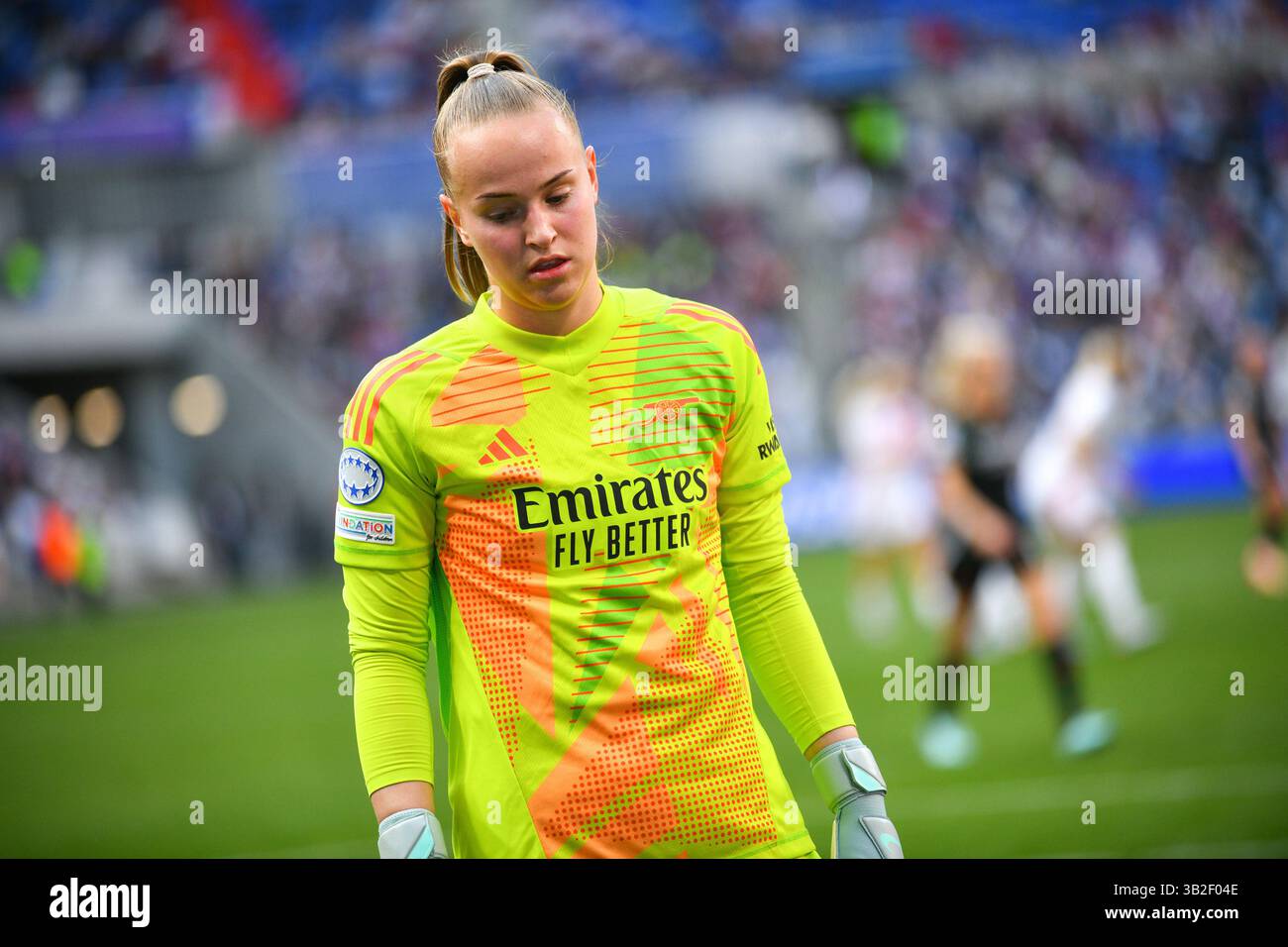 Daphne Van Domselaar of Arsenal during the UEFA Women's Champions ...