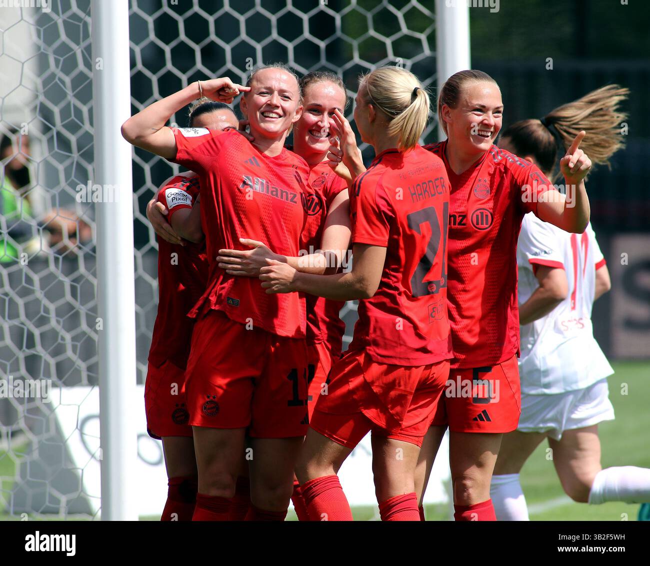 Fussball, Frauen, Google Pixel Frauen Bundesliga, 20.Spieltag, Saison ...