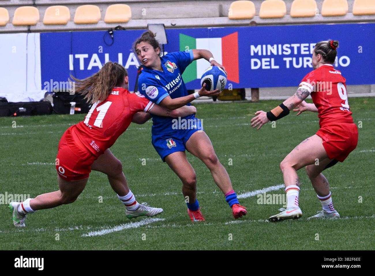 Parma, Italy. 27th Apr, 2025. Carys COX ( Italy ) during the match ...