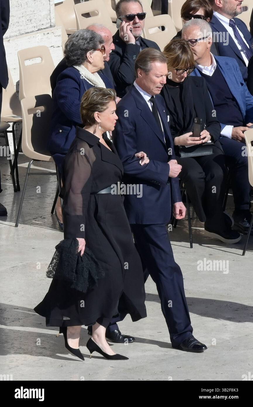 Rome, Italy. 26th Apr, 2025. Enrico di Lussemburgo (R) and Maria Teresa ...