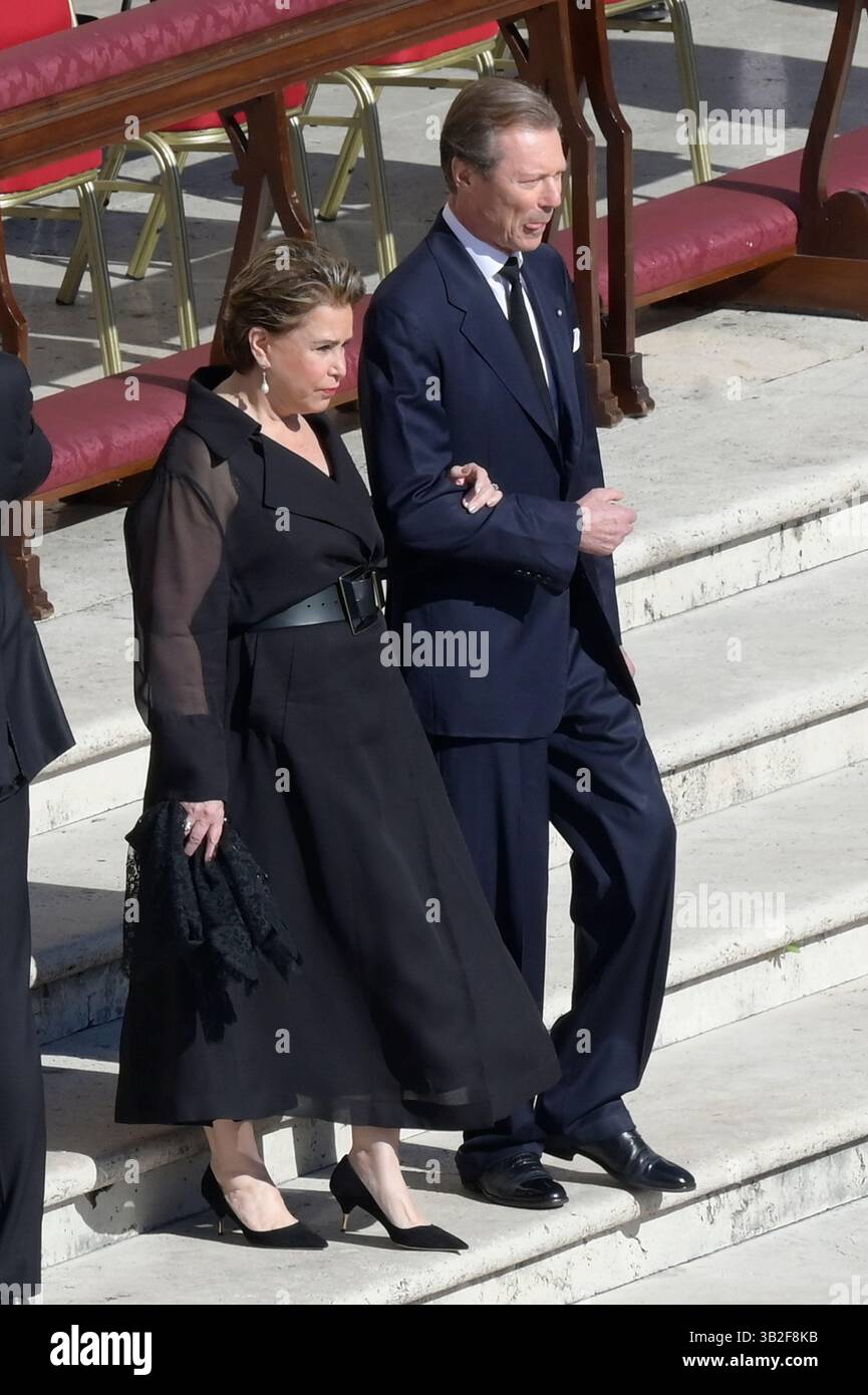 Rome, Italy. 26th Apr, 2025. Enrico di Lussemburgo (R) and Maria Teresa ...