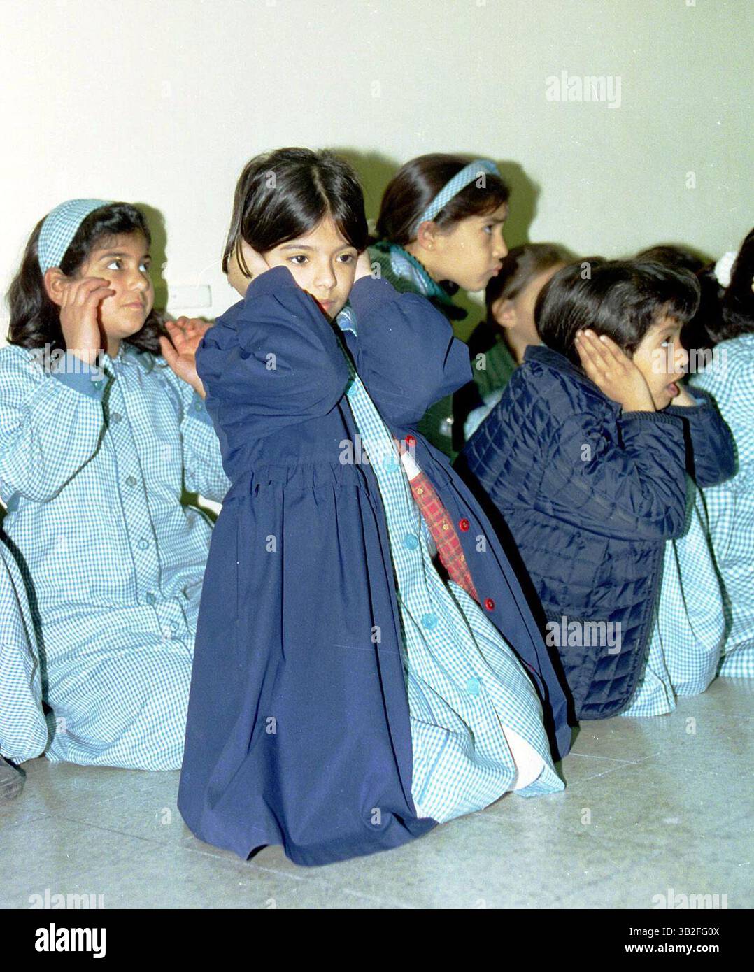 Feb 05, 1991; Kuwait City, Kuwait; Kuwaiti school children prepare for ...