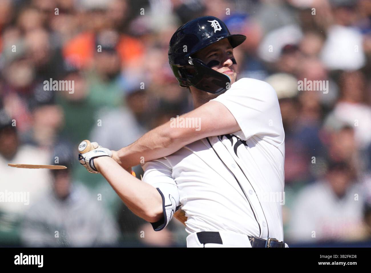 Detroit Tigers' Jace Jung hit a broken bat one-run single against the ...