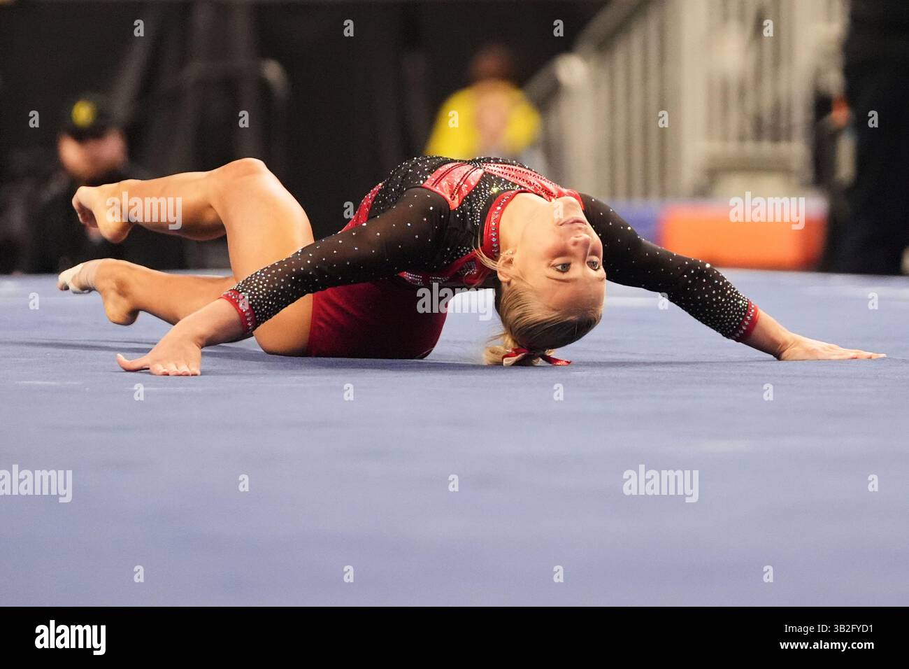 Utah's Ashley Glynn competes on the floor exercise during the NCAA ...