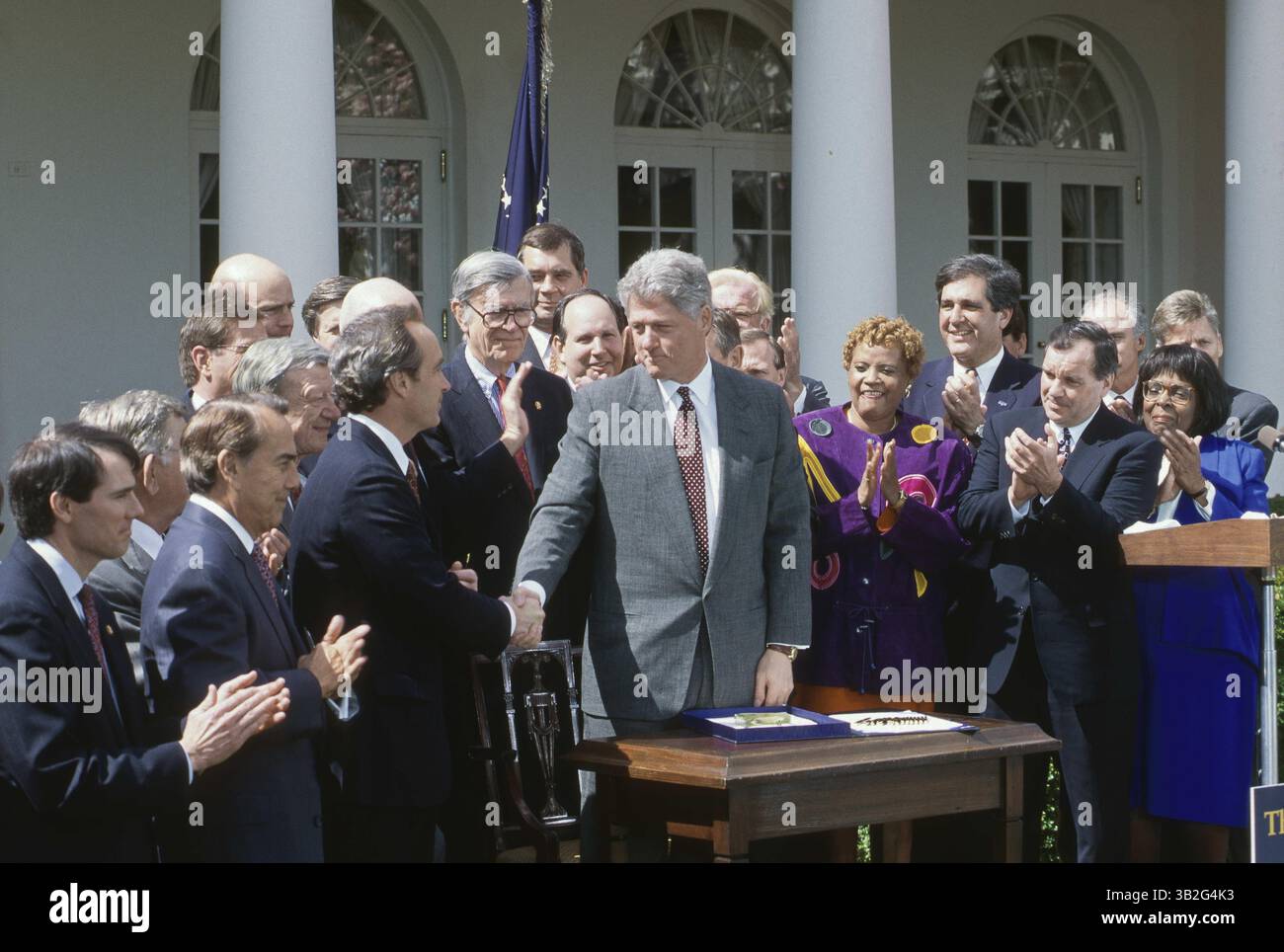 Bill clinton congress 1995 hi-res stock photography and images - Alamy