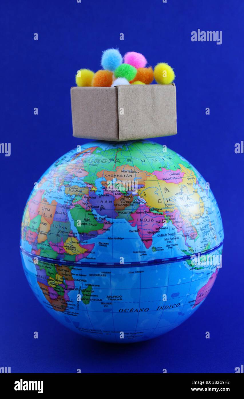 Cardboard box on planet Earth, shipping merchandise Stock Photo - Alamy