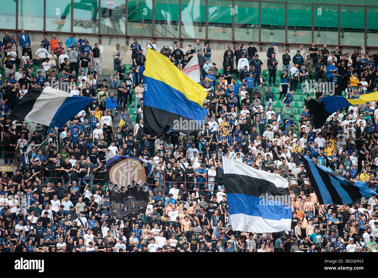 Milan, Italy. 27th Apr, 2025. FC Inter fans during the Italian Serie A ...