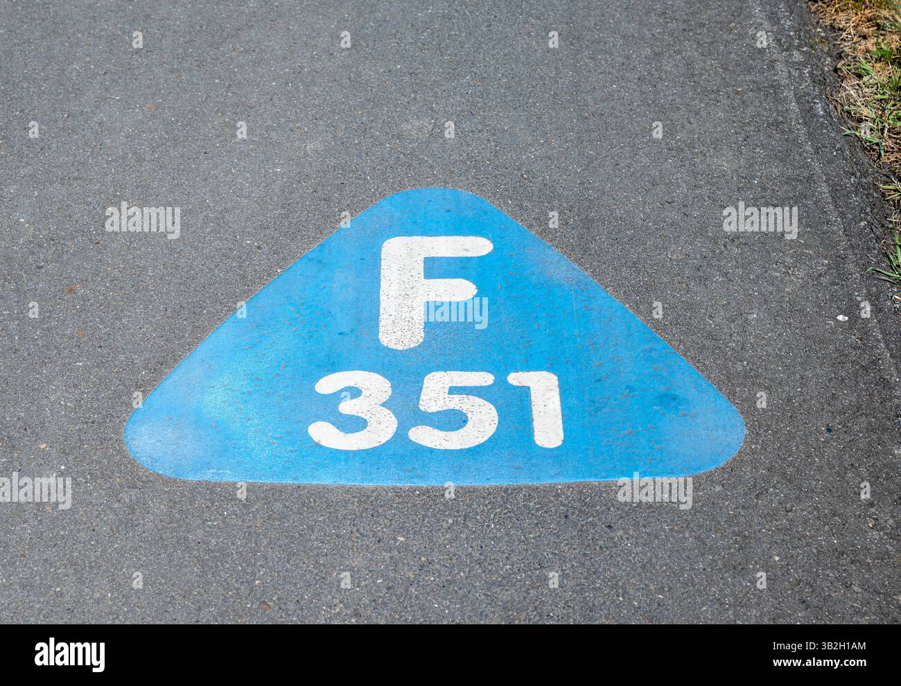 Sign of the F 351 fast cycling track in Langemark - Poelkapellen, Ieper ...