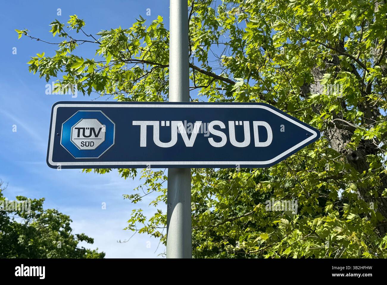 27.04.2025 xsvx, Wirtschaft emwirt v.l. TÜV Sued Süd Tuev AU ...