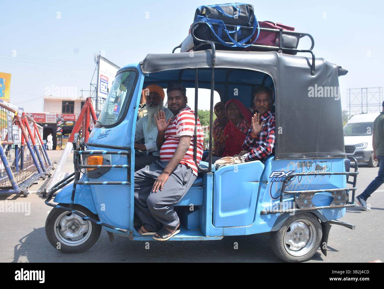 AMRITSAR, INDIA - APRIL 26: Pakistani National On the way to Pakistan ...