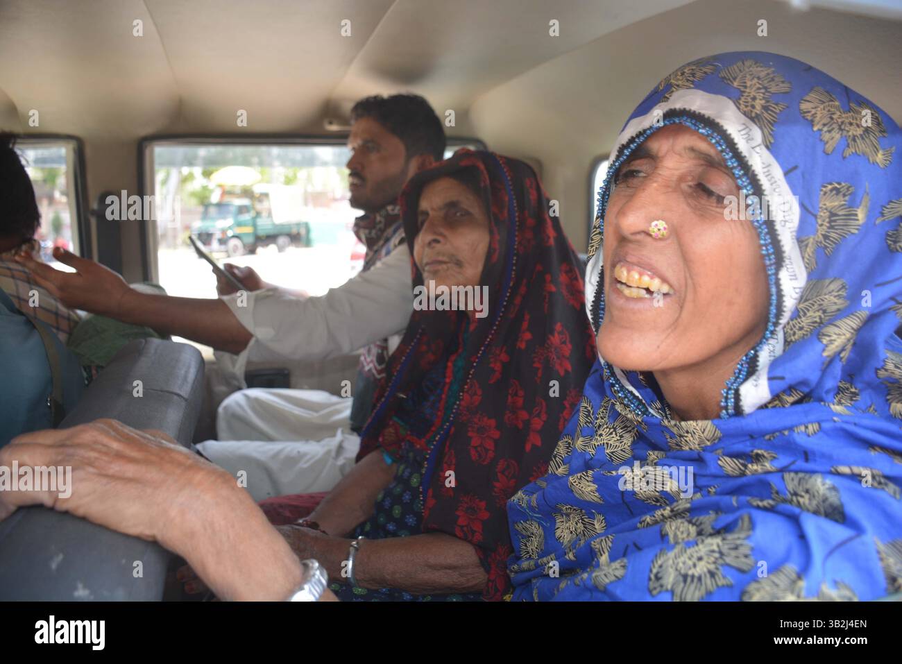 AMRITSAR, INDIA - APRIL 27: Indian citizen arrived from Pakistan at ...