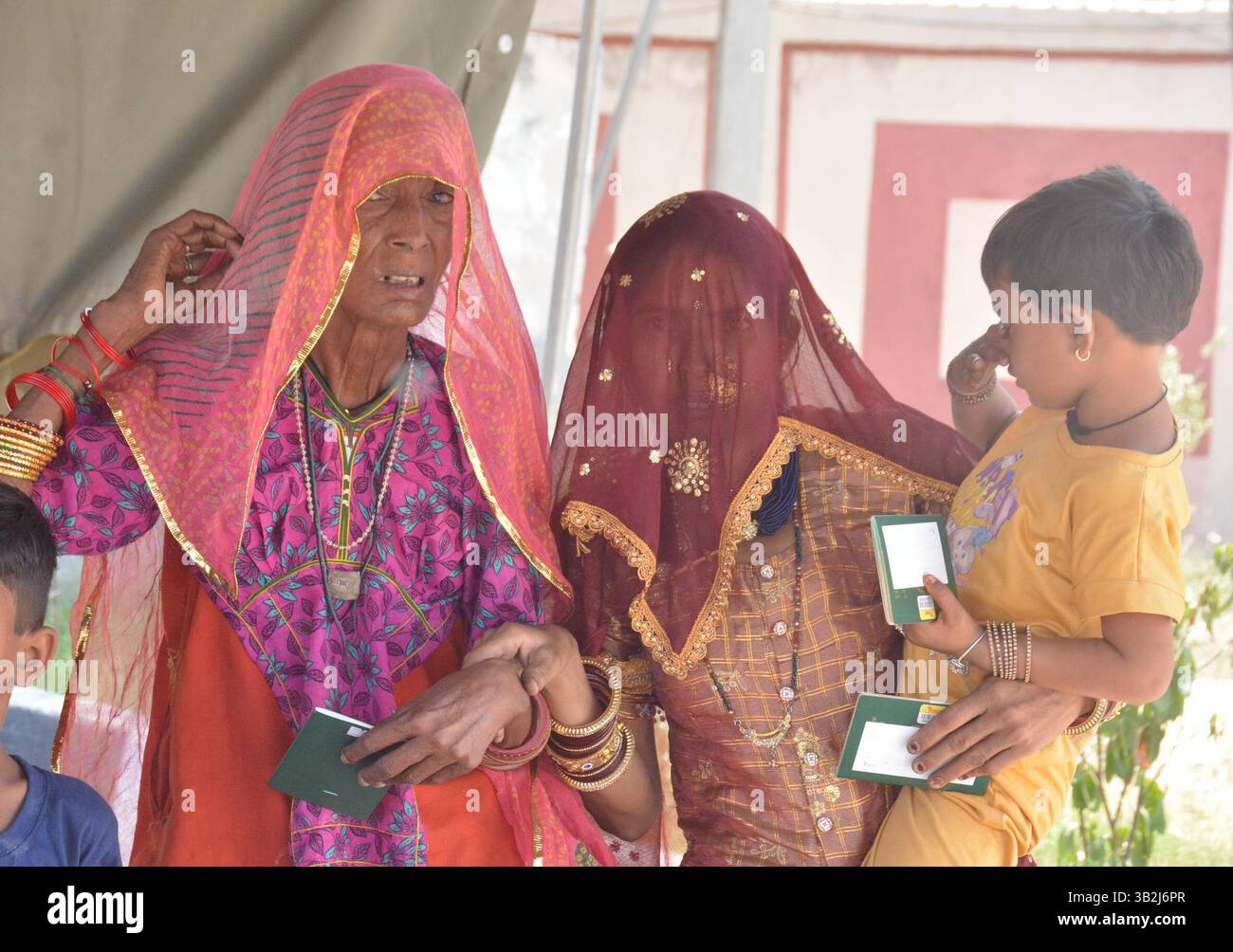 AMRITSAR, INDIA - APRIL 27: Pakistani National On the way to Pakistan ...