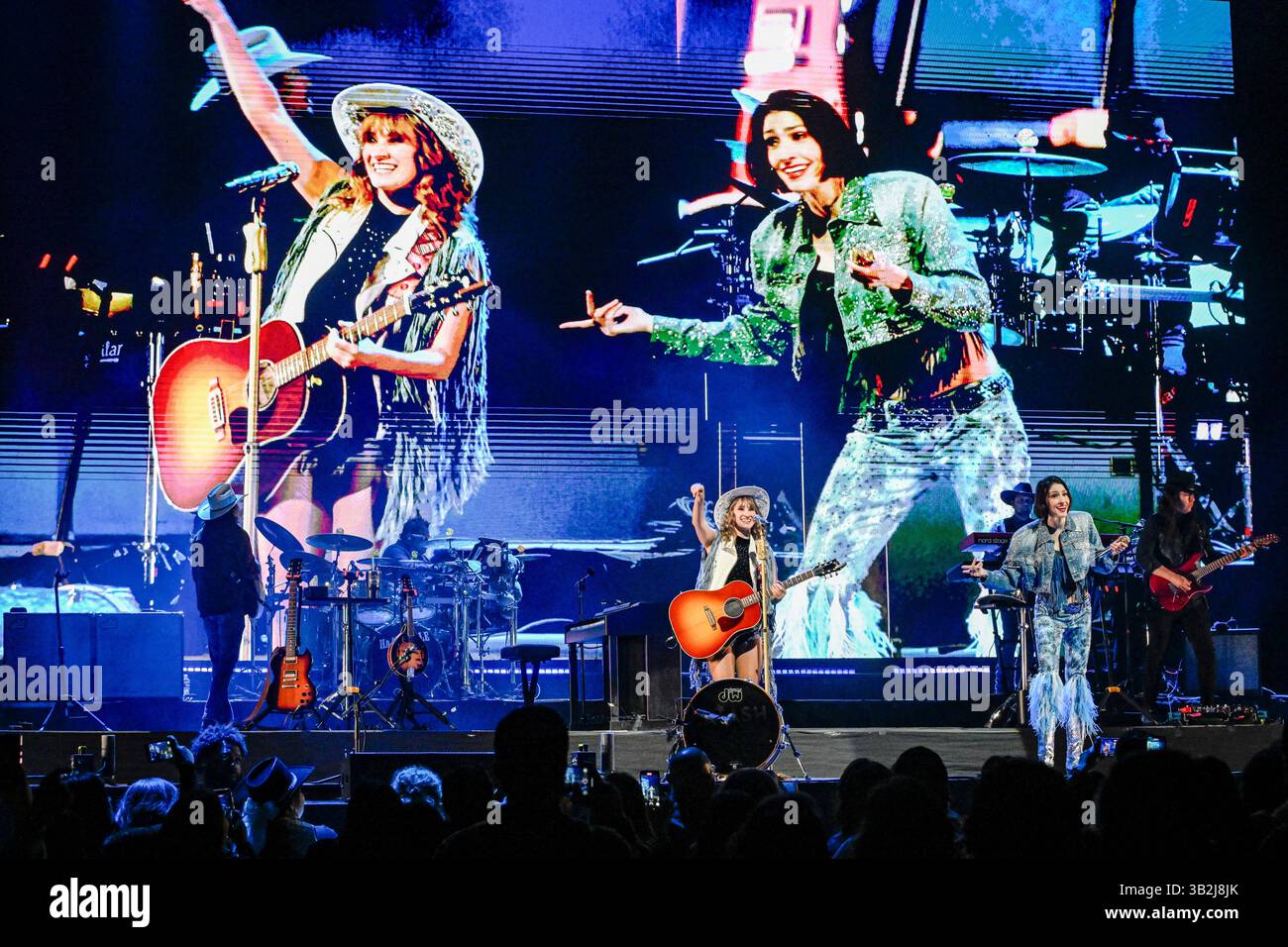 Hanna Nicole and Ashley Grace of Ha-Ash/Ha*Ash perform onstage at ...