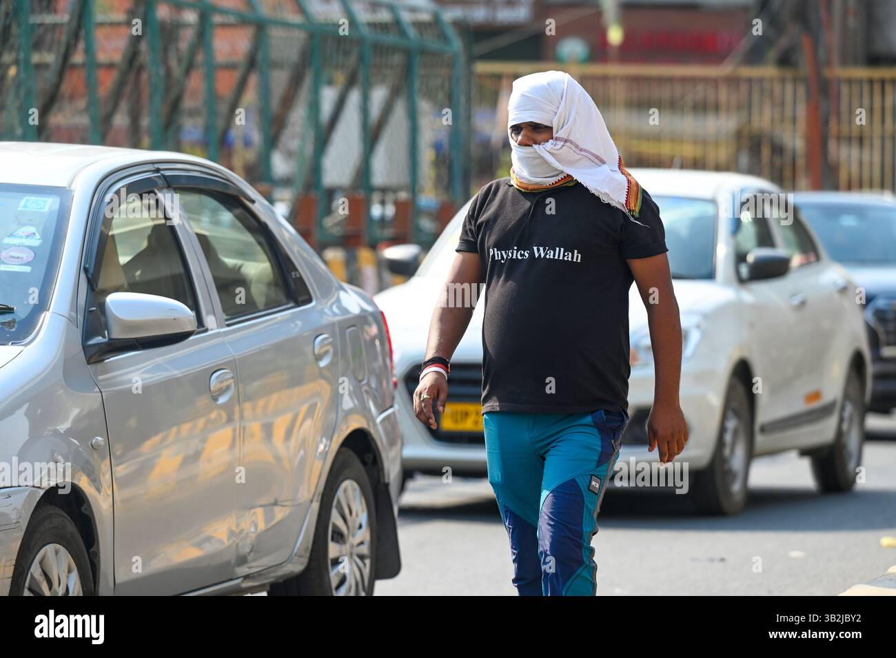 NOIDA, INDIA - APRIL 27: As temperatures rise in Delhi-NCR, commuters ...
