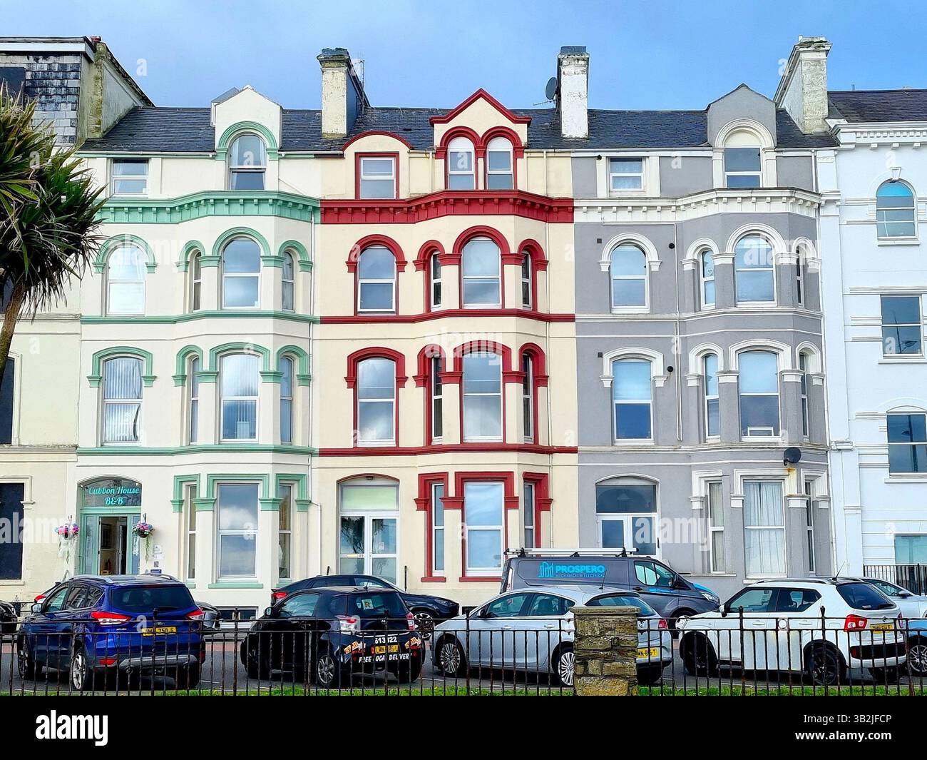 A row of the magnificent Victorian buildings with bay windows on the ...