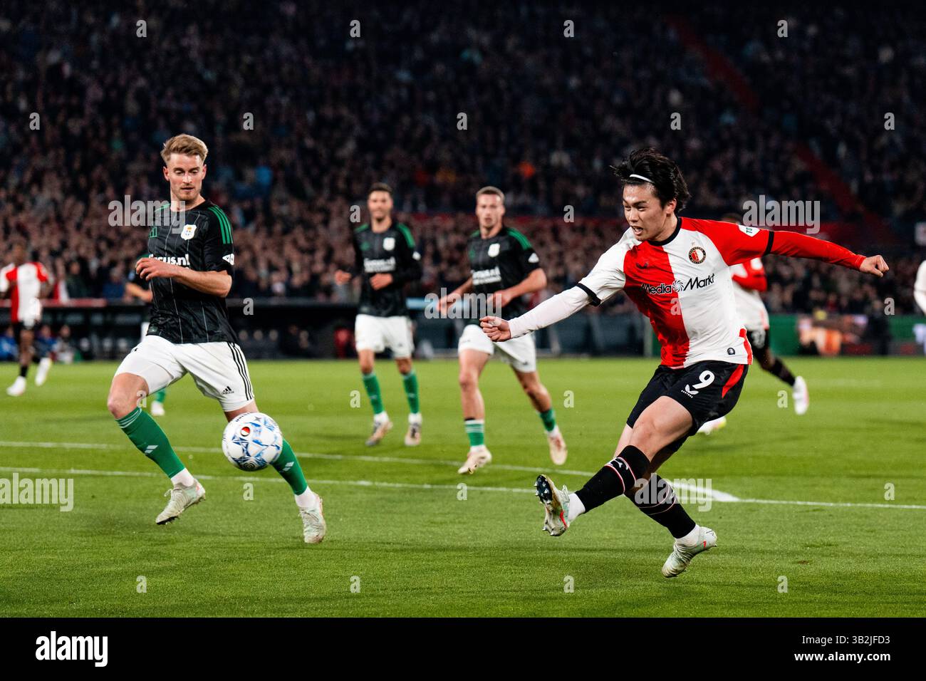 Rotterdam, The Netherlands. 25th Apr, 2025. Rotterdam - Ayase Ueda of ...
