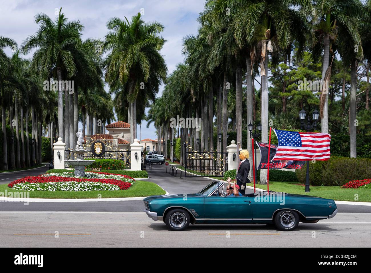 Supporters of President Donald Trump ride with an effigy of him in ...