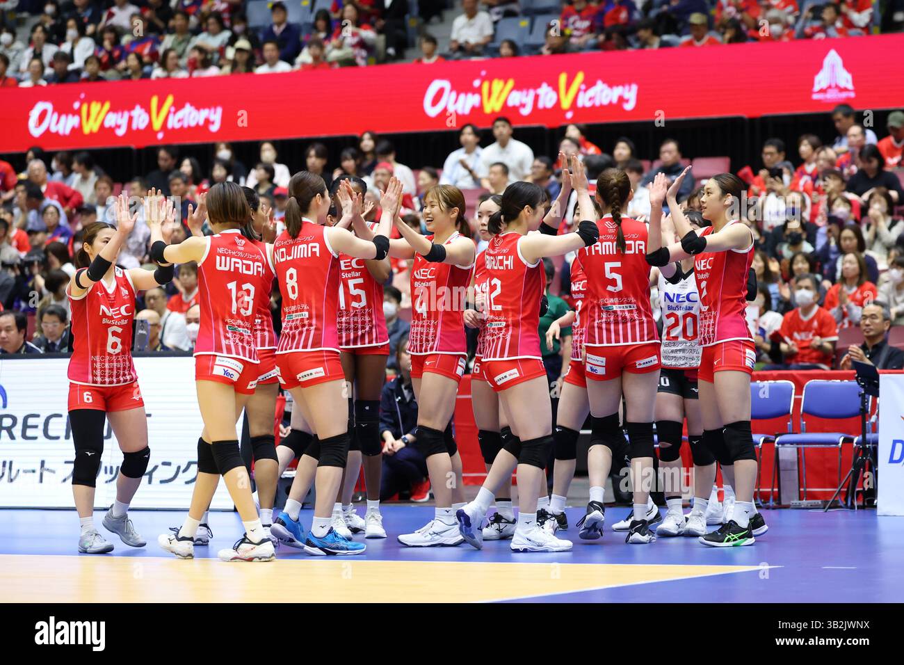 Kawasaki Todoroki Arena, Kanagawa, Japan. 26th Apr, 2025. NECNEC Red Rockets Kawasaki team group ...