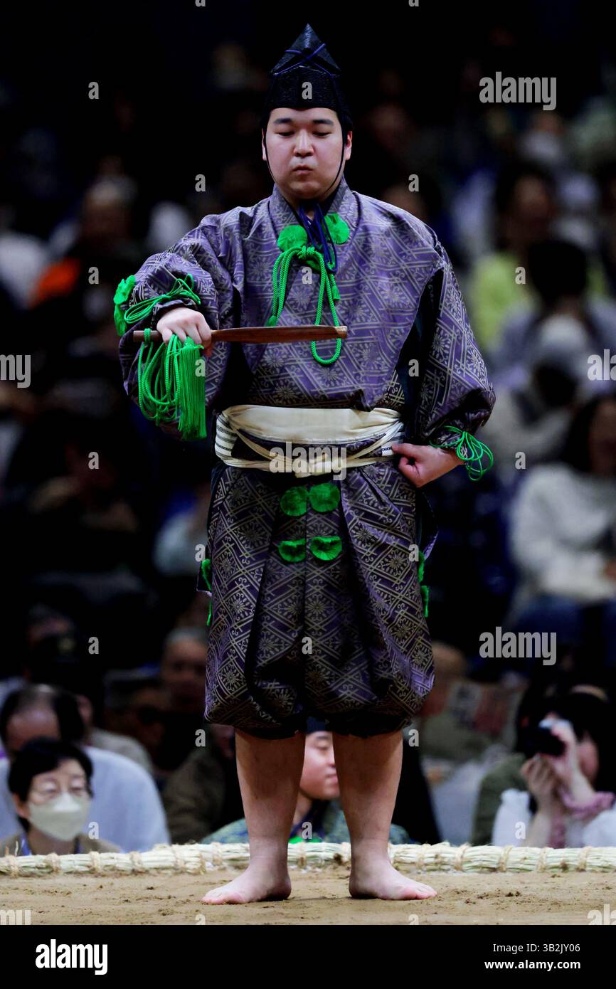 Yokohama Arena, Kanagawa, Japan. 26th Apr, 2025. sumo referee, APRIL 26 ...