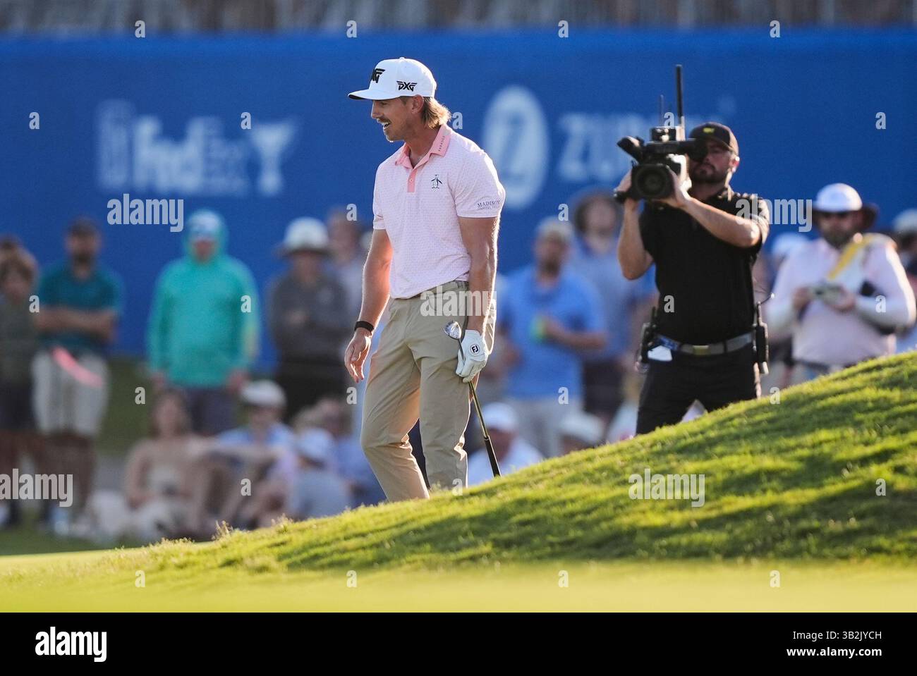 Jake Knapp reacts to his shot on the 18th hole during the final round ...